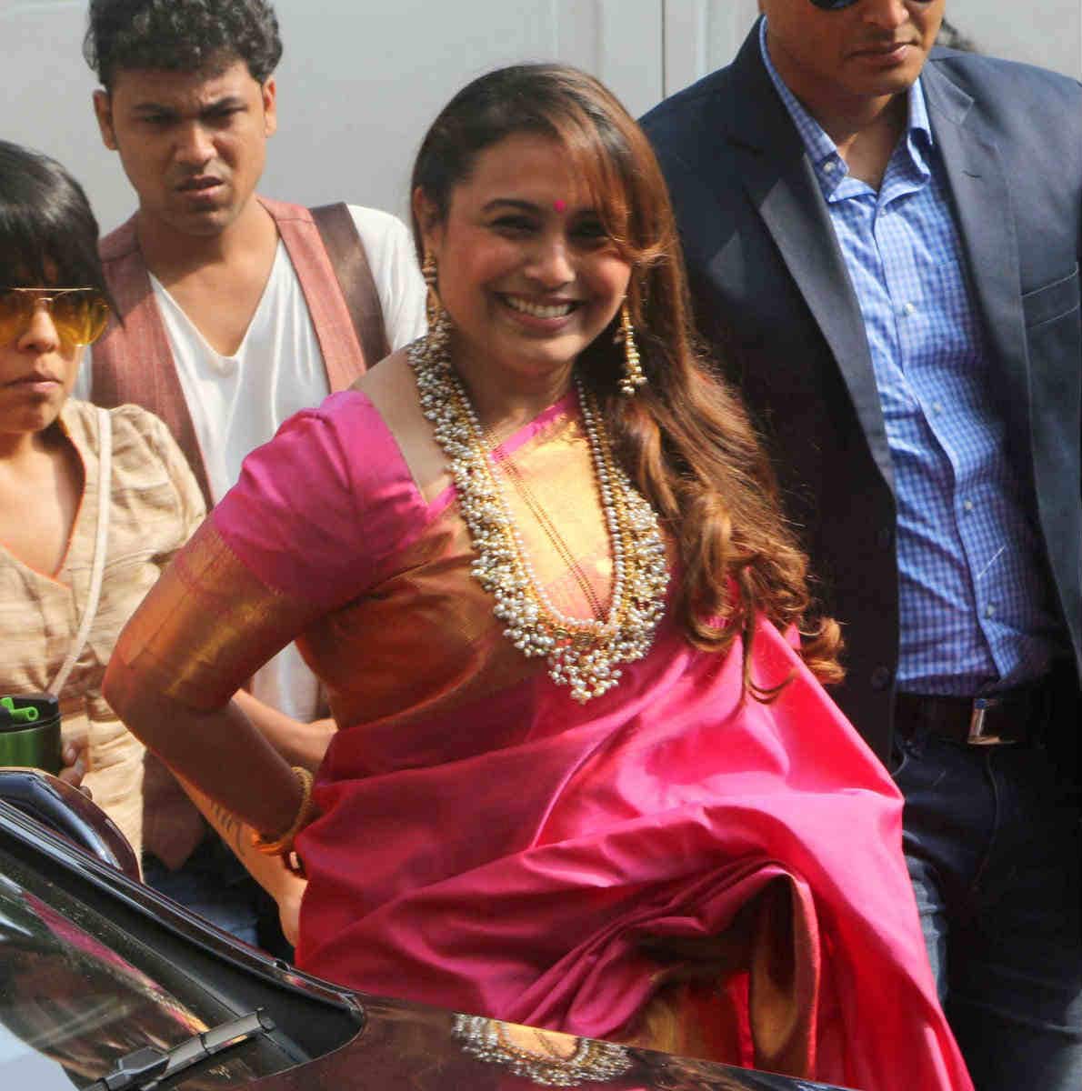 After Becoming Mother, Rani Mukherjee Poses For Camera During Durga Puja